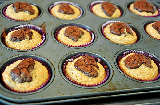 8 Muffins Made with Healthy Ingredients to Bake Ahead of Time