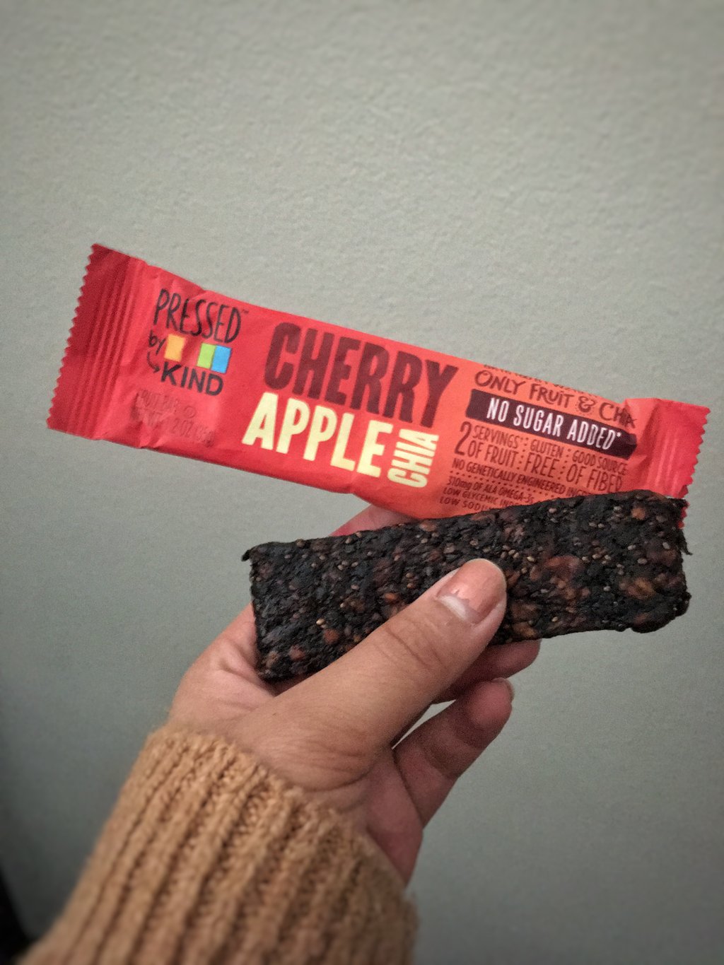 Review of KIND Pressed Bars and Healthy Grain Bars