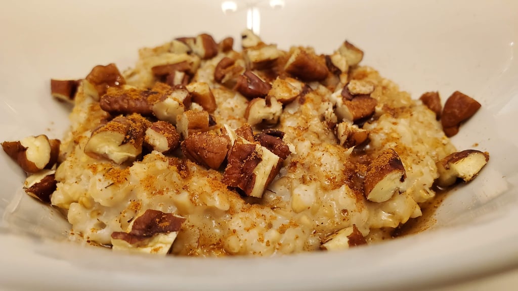 5 Easy Oatmeal Bowls to Try This Fall