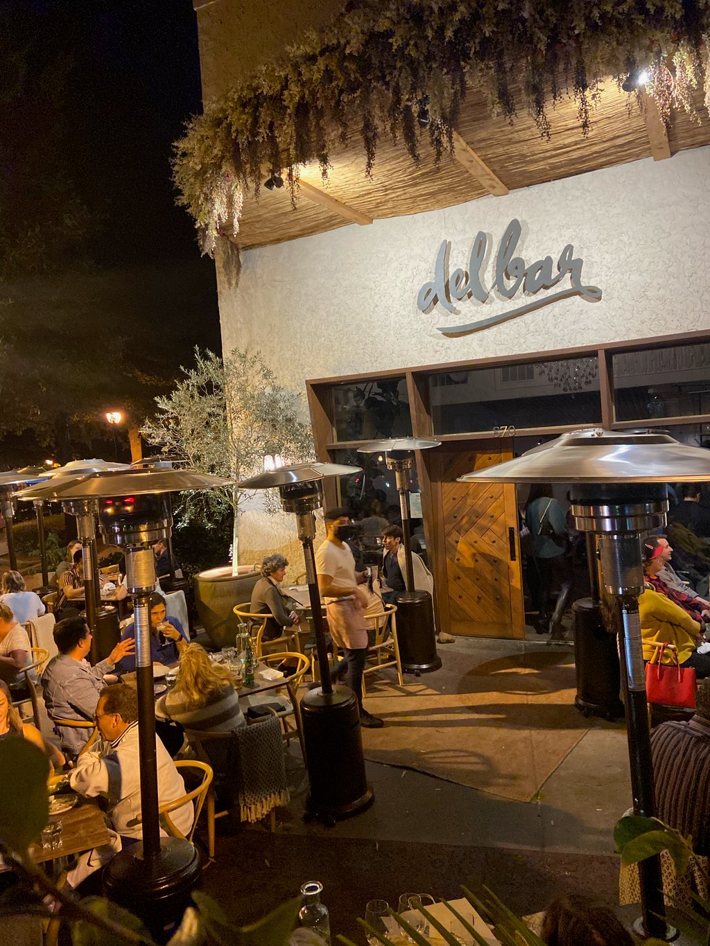 Del Bar: Middle Eastern Food That Does Not Disappoint