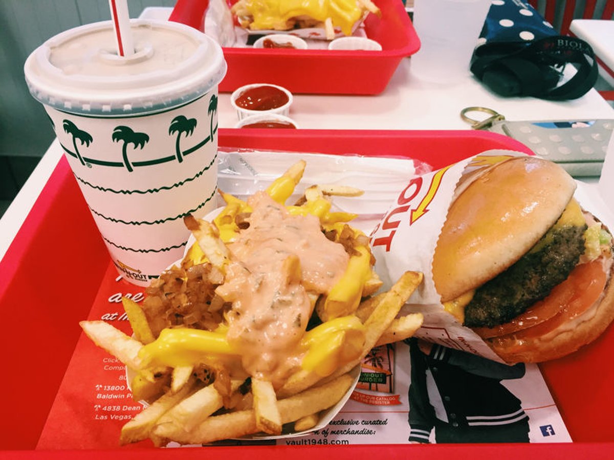 We Tested Shake Shack and In-N-Out to See Which Is Better