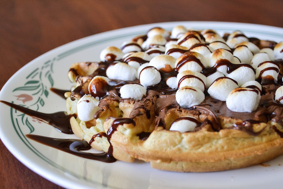 how long to cook eggo waffles in microwave