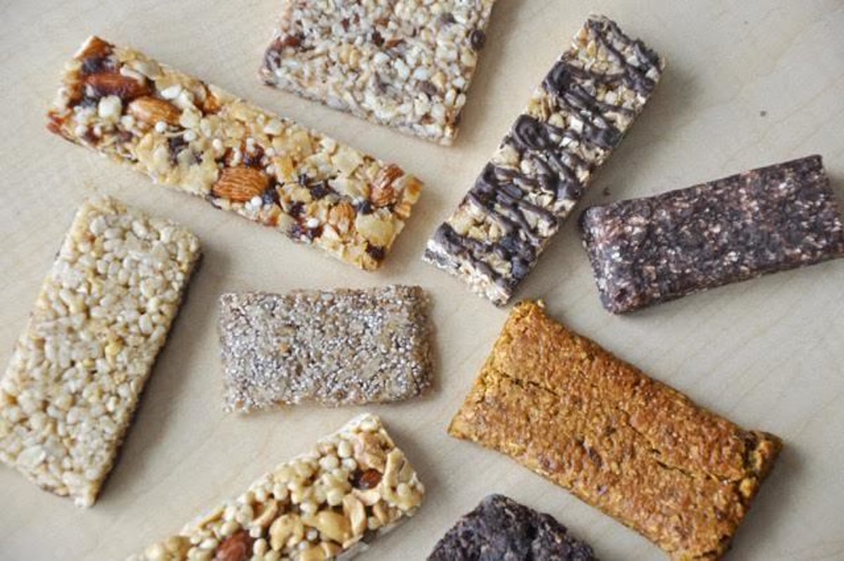 Perfect On-the-Go Snack Bars Recommended by My Dietician