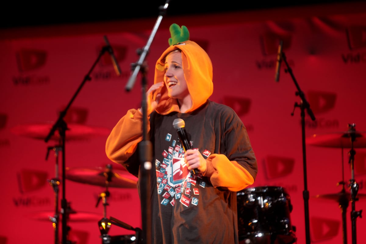 How to Throw a Hannah Hart-Approved Holiday Party
