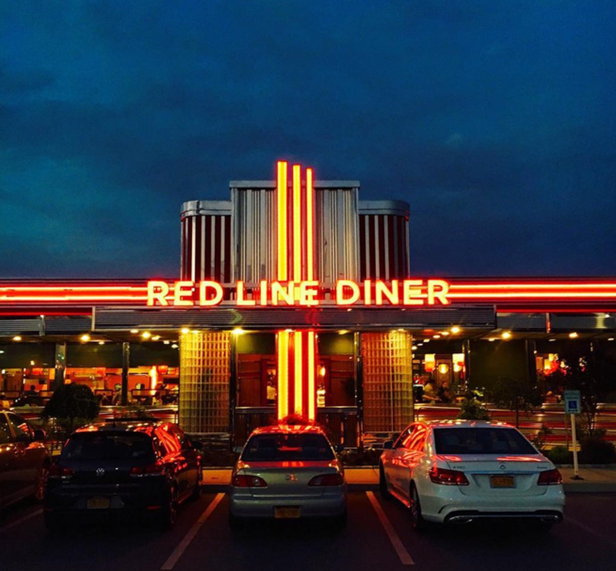 5 Things You Have Definitely Ordered At Red Line Diner