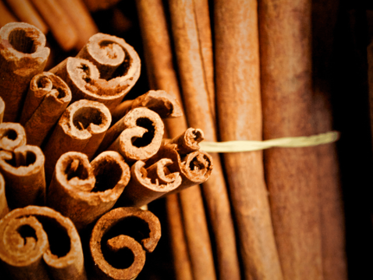 20 Easy Ways to Incorporate More Cinnamon Into Your Diet
