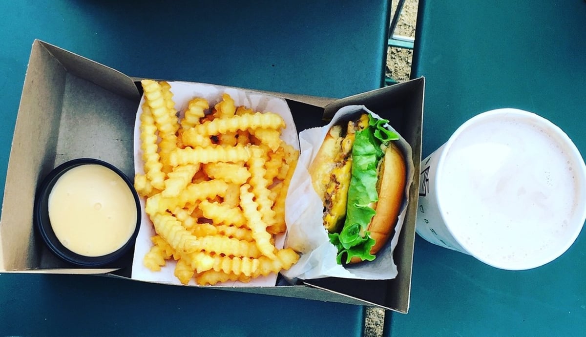 Skip the Shake Shack Line With Its New Mobile Ordering App