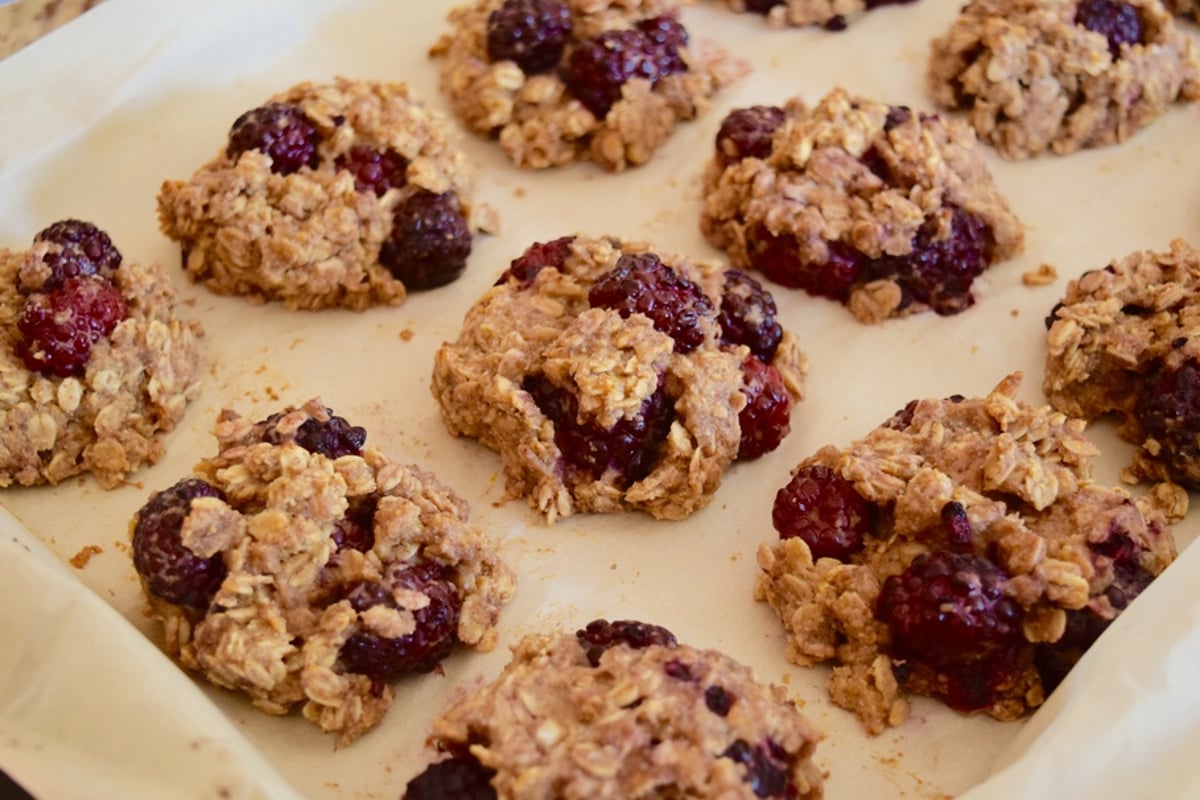 I Made Karlie Kloss-Inspired Gluten-Free Lemon Blackberry Cookies
