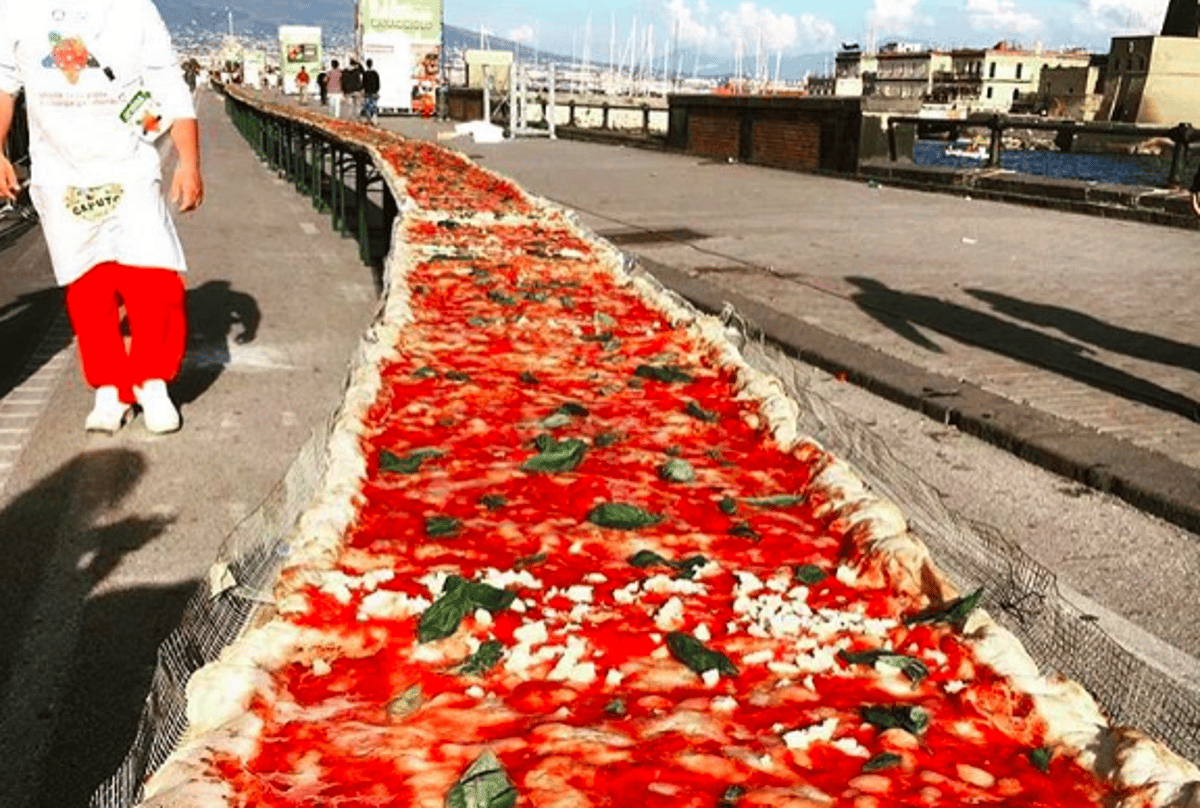 10 Absurd Food World Records Broken in 2016