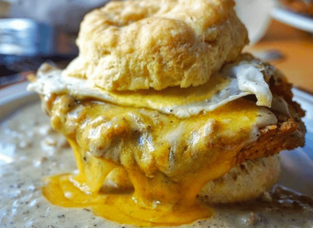 25 Cheap Places to Eat in Portland When You're on a Budget