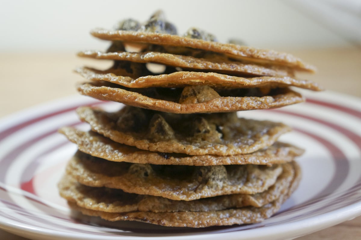 Chocolate Chip Cookies That Never Go Stale