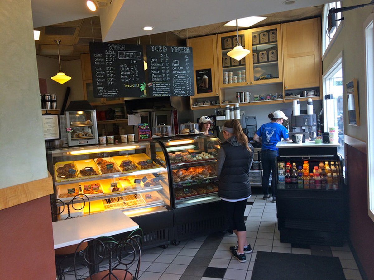 Pastry Peddler Bakery and Café