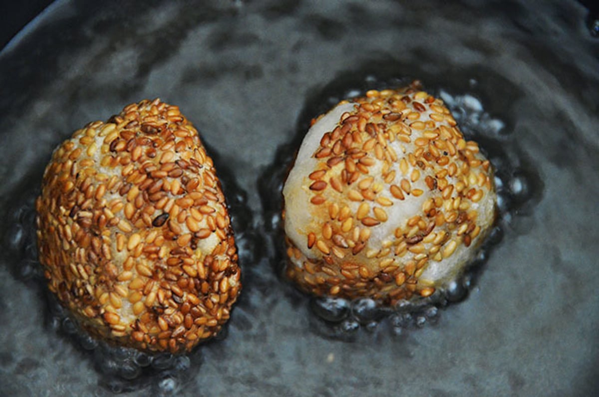Homemade Golden Balls for the Chinese New Year