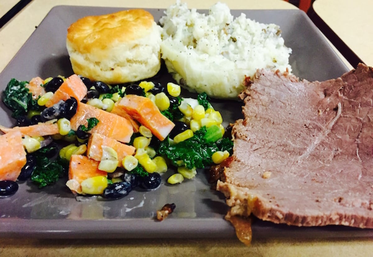 3 Essential Tulane Dining Hall Hacks To Shake Up Your Meal Plan