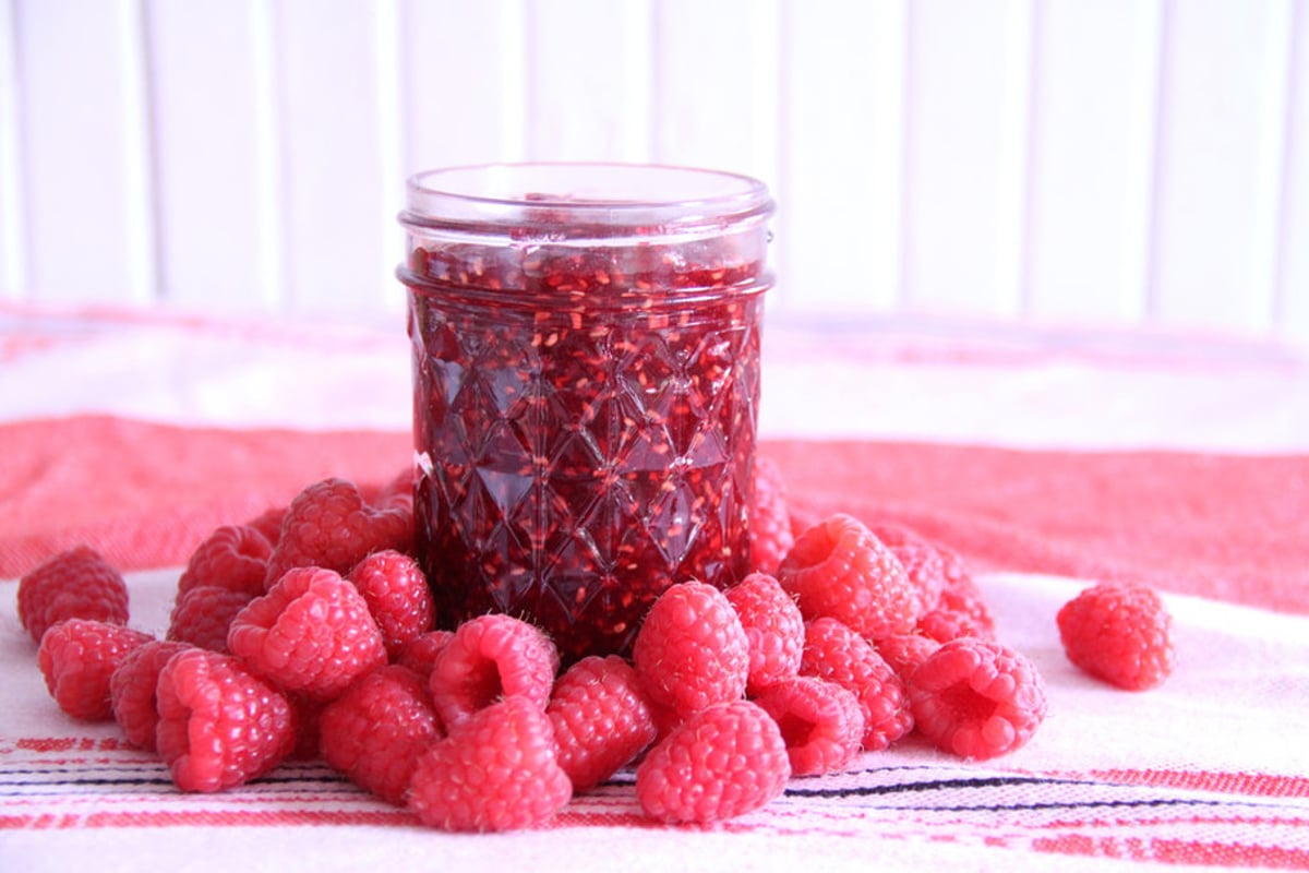 This 2-Ingredient Raspberry Jam is Simpler to Make Than a Box of Easy Mac