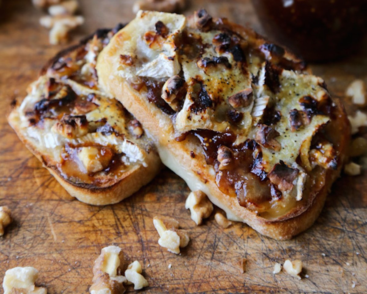 23 Amazing Toast Combinations to Start Your Day