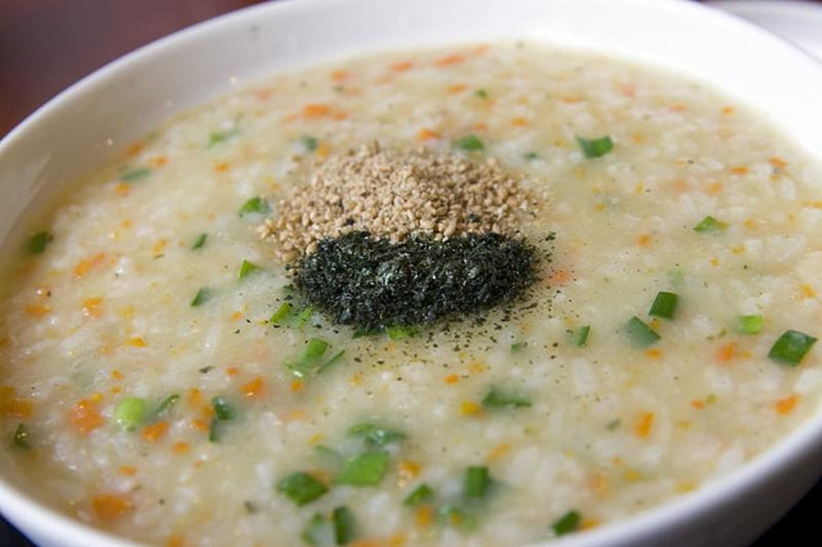 Why You Should Try Korean Porridge at Bon Juk