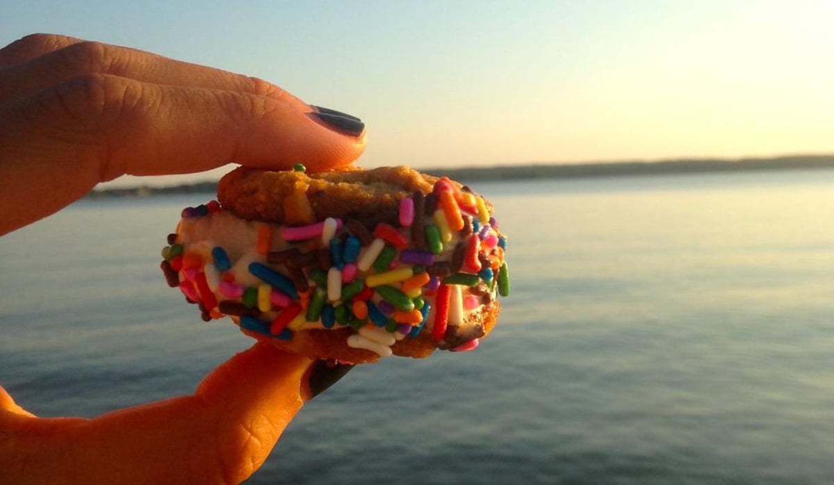 5 Foods That Taste Better at the Lake