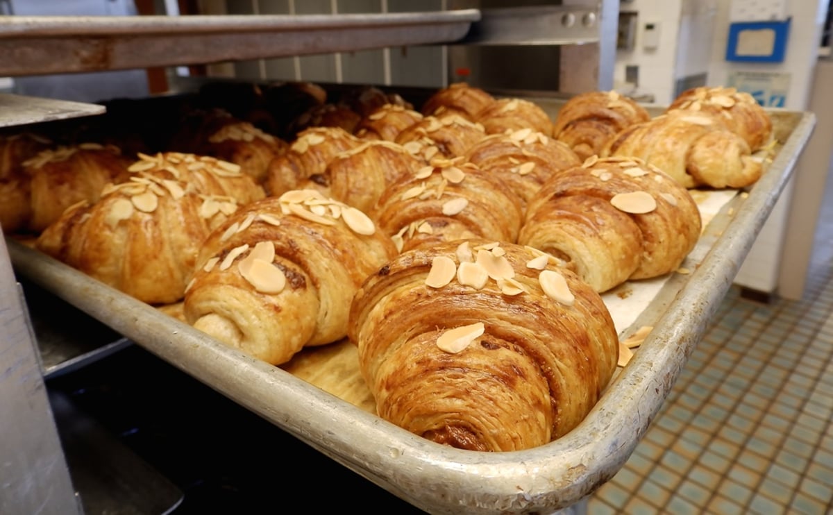 Behind the Scenes of the HEC Pastry Department