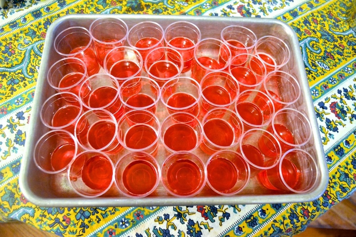 The Jevo Machine Is the First Automated Jell-O Shot Maker