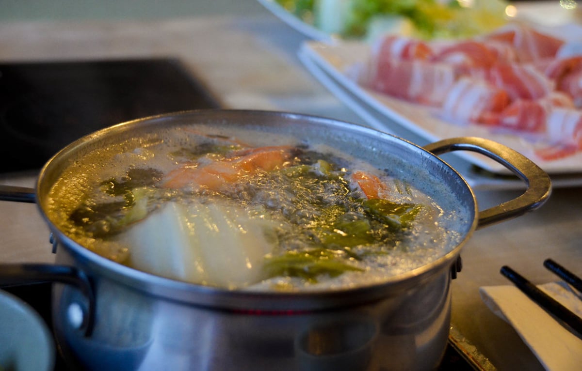 What is a Hot Pot?