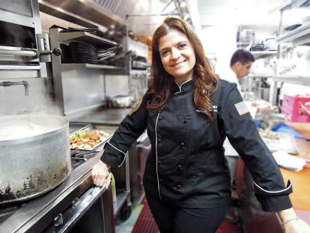alex guarnaschelli