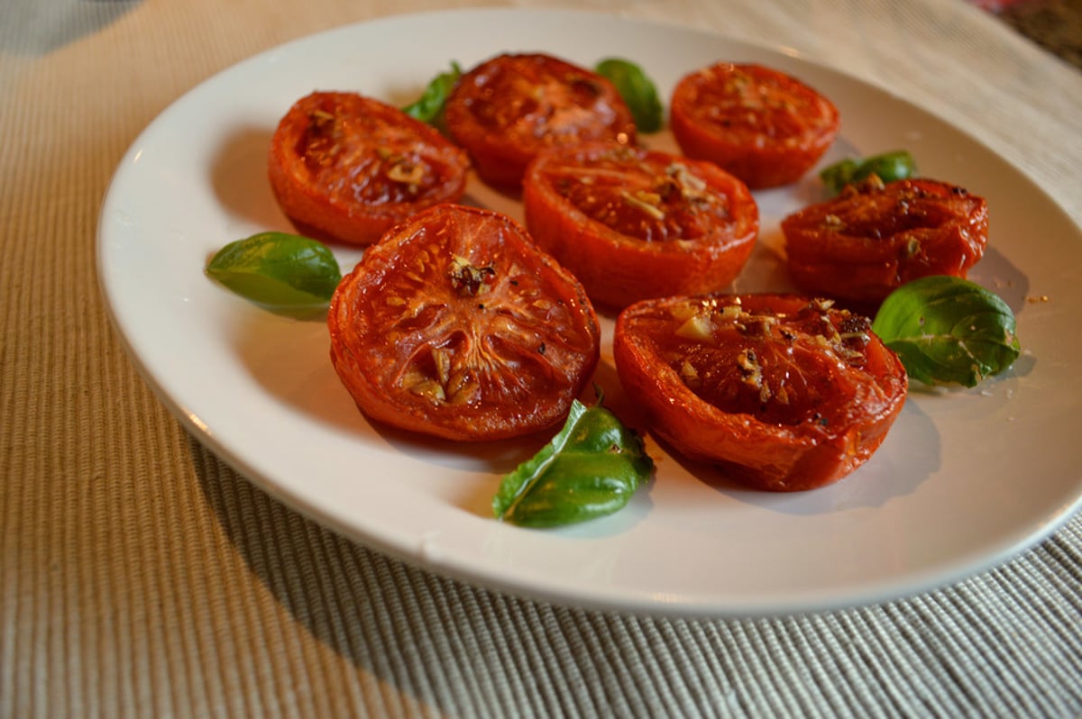 Oven-Roasted Tomatoes