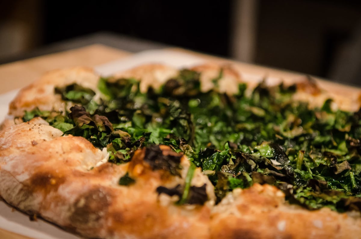 Great Lake: The Real Chicago Pizza