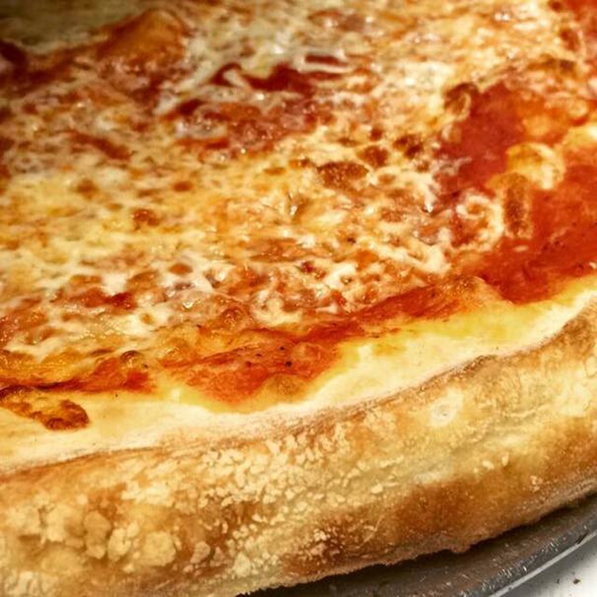 12 Colgate Students Tell Us How They Really Feel About Slices