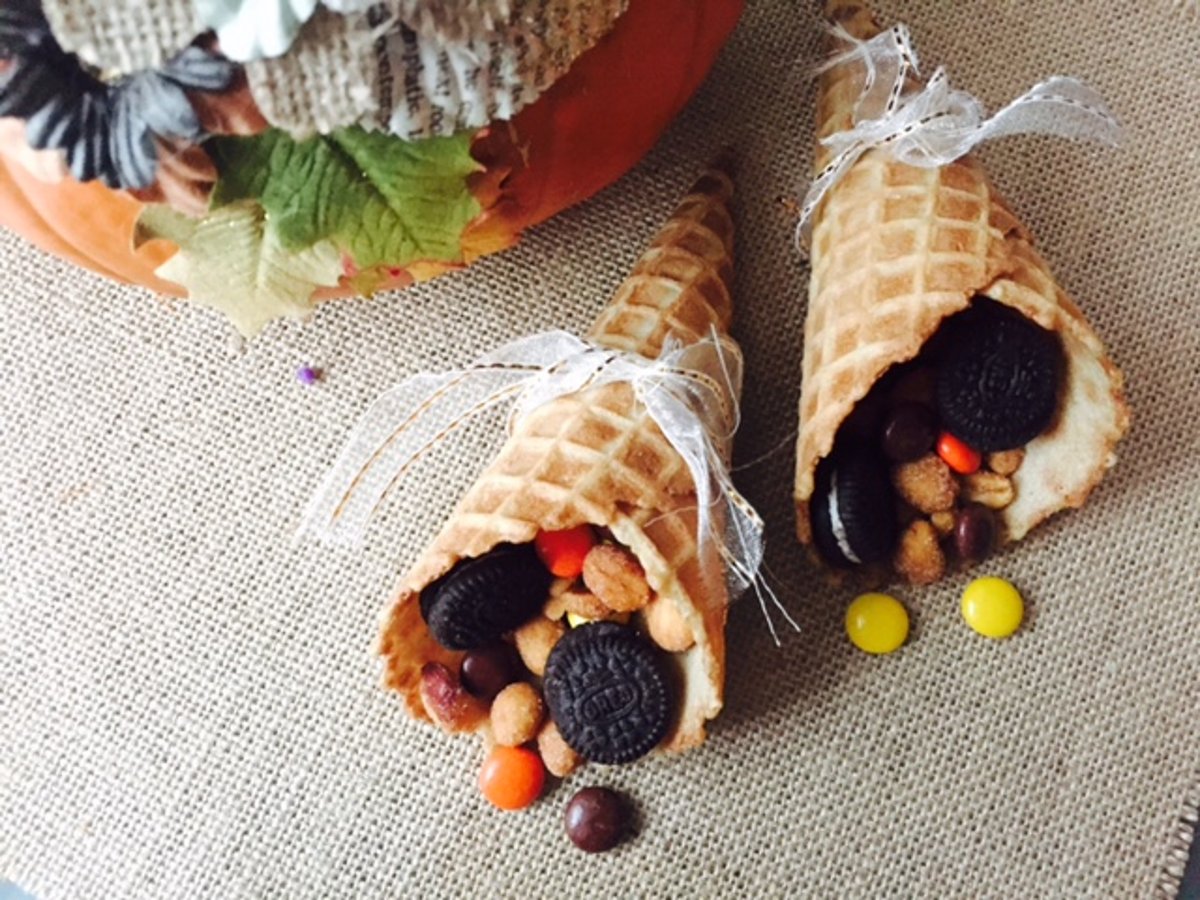 cornucopia candy dish