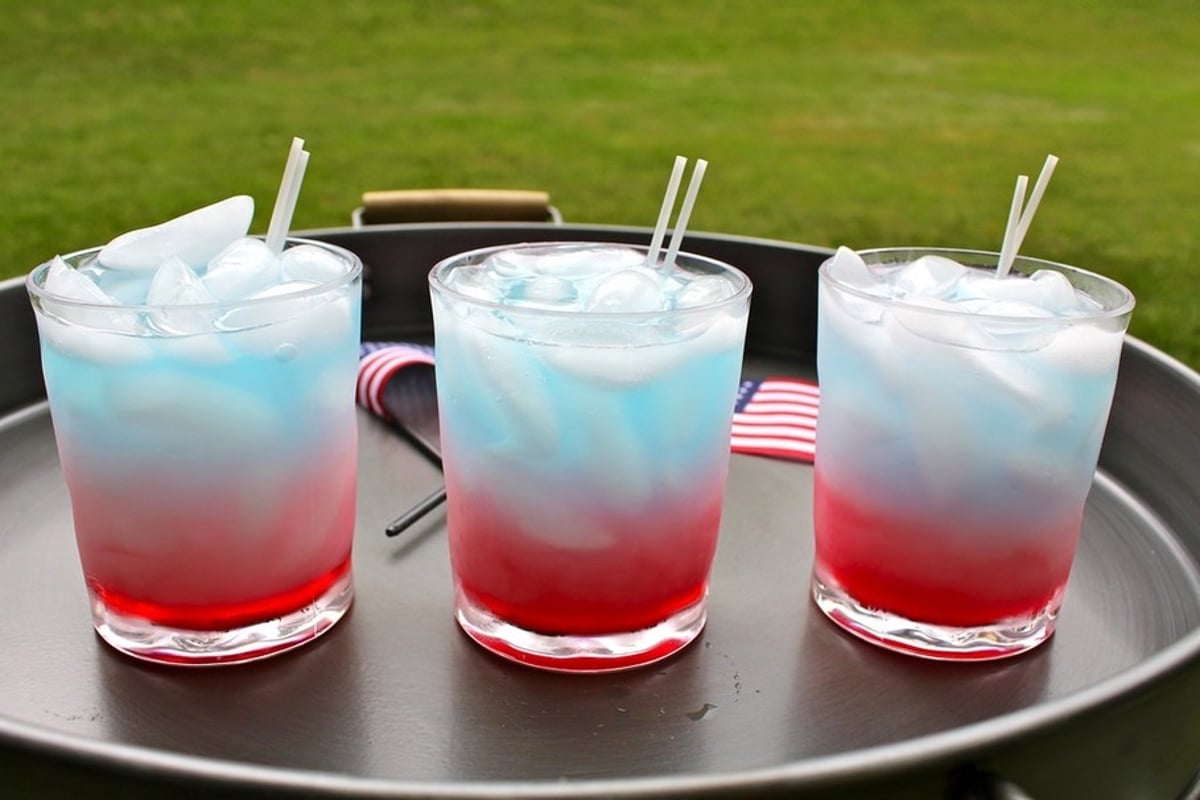 The Unofficial Signature Cocktails For All 50 States