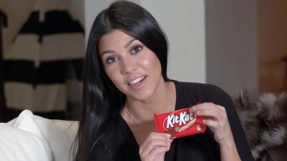 How to Eat Kit Kat Bars Like a Kardashian