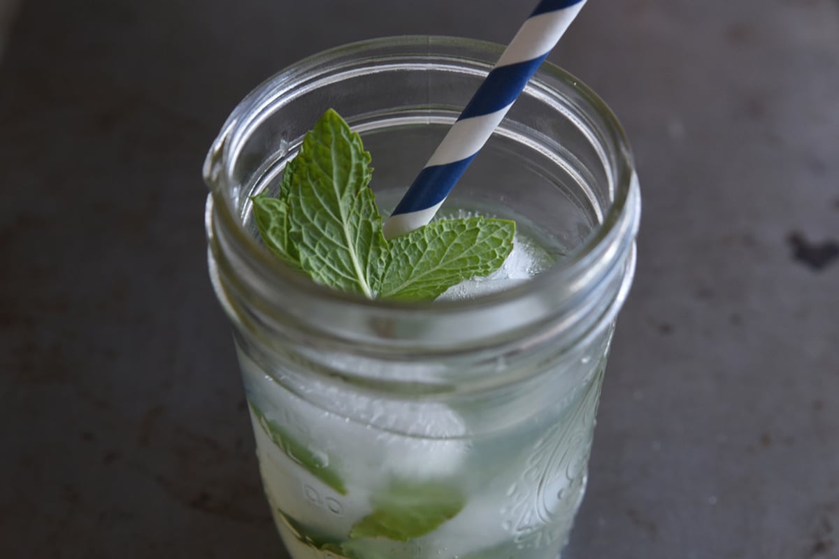 How to Make a Basic Mojito That'll Up Your Adult Cred