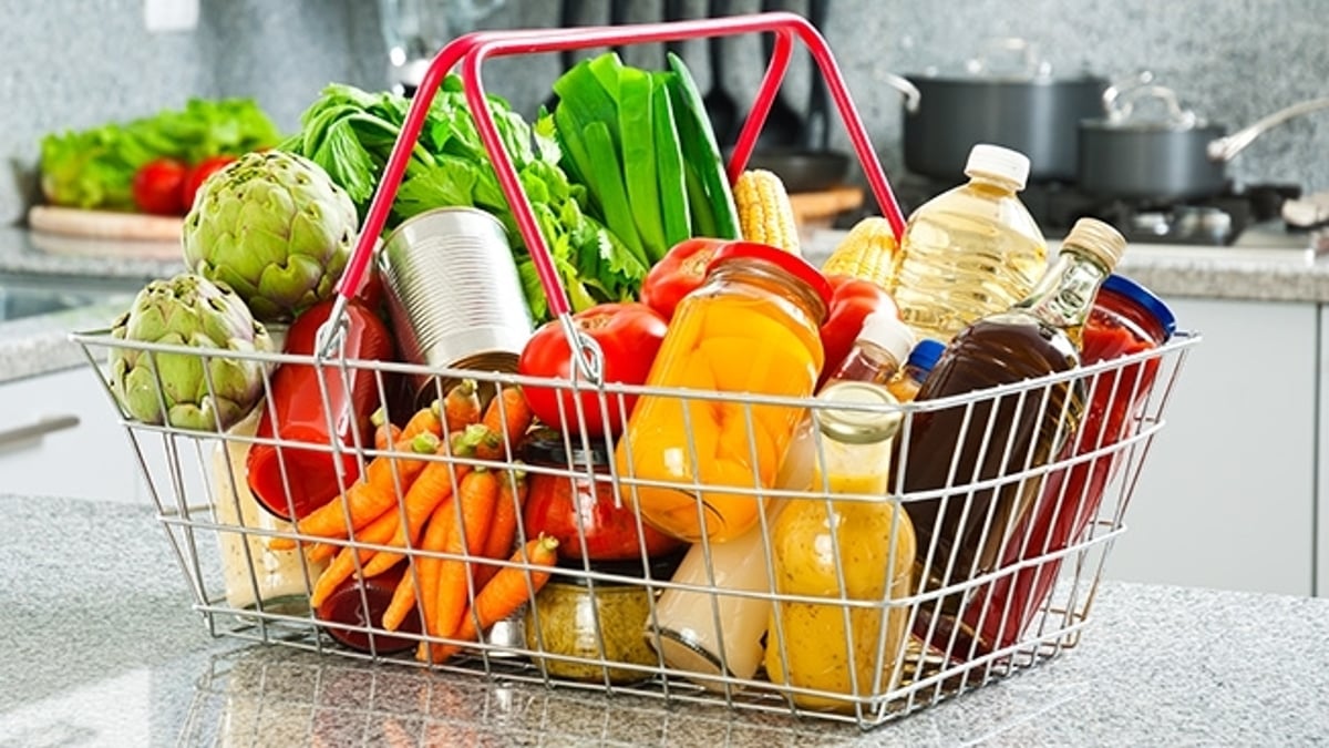 9 Grocery Stores That Will Deliver Food to You