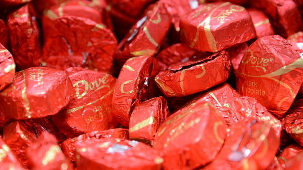 Valentine's Day According to Dove Chocolate Wrappers