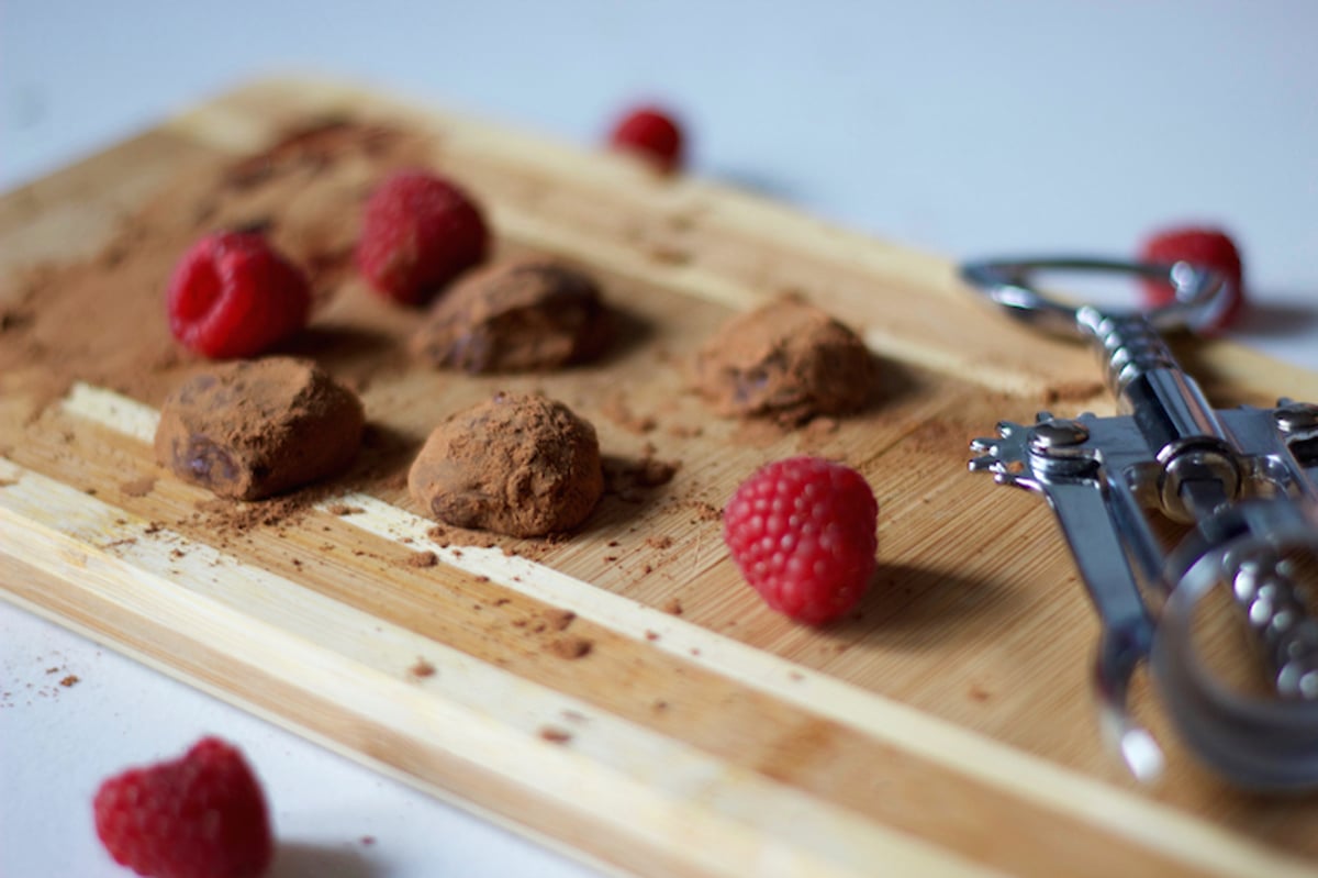 How to Make Boozy Raspberry Chocolate Truffles for Your Valentine