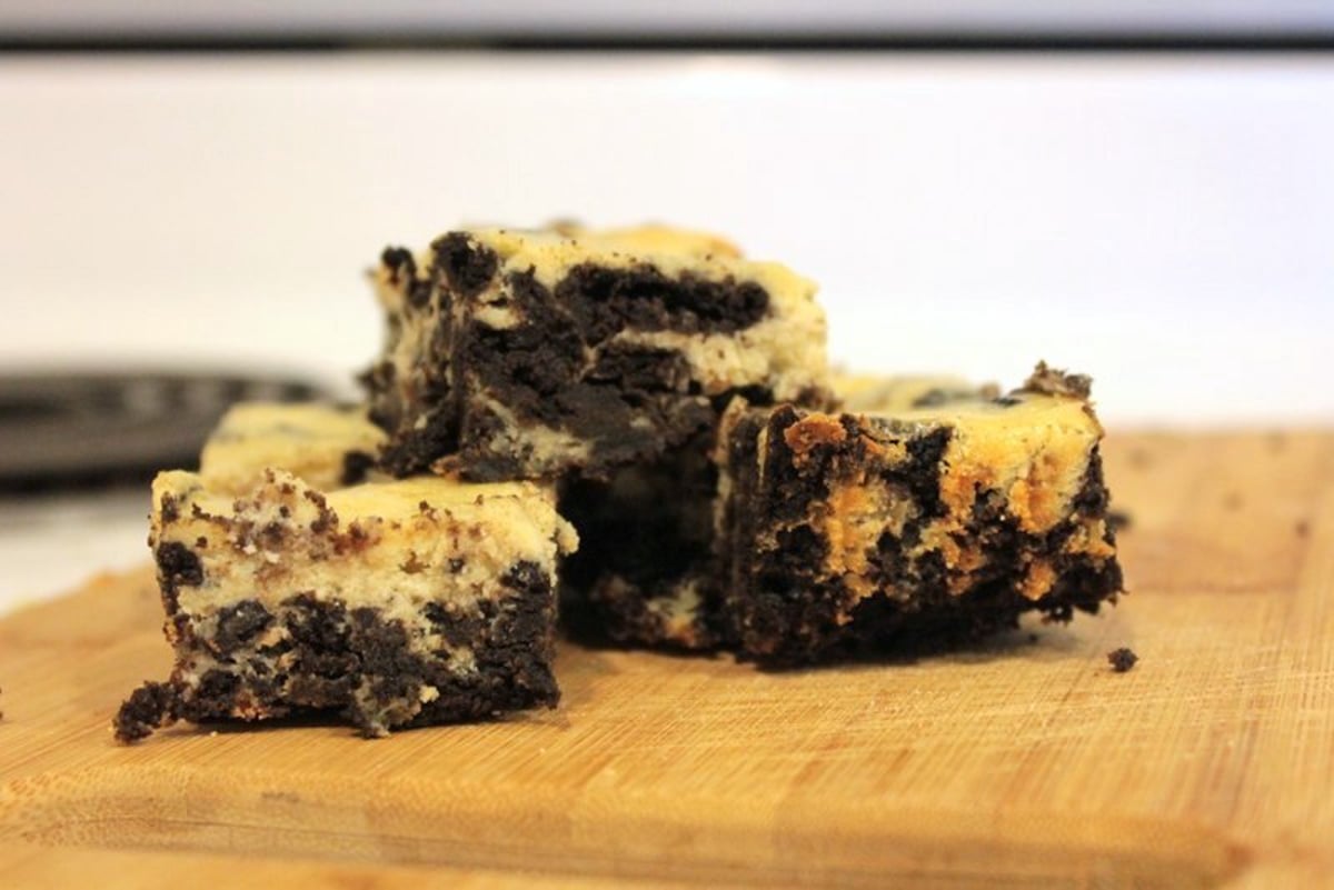 How to Make Oreo Cheesecake Bars