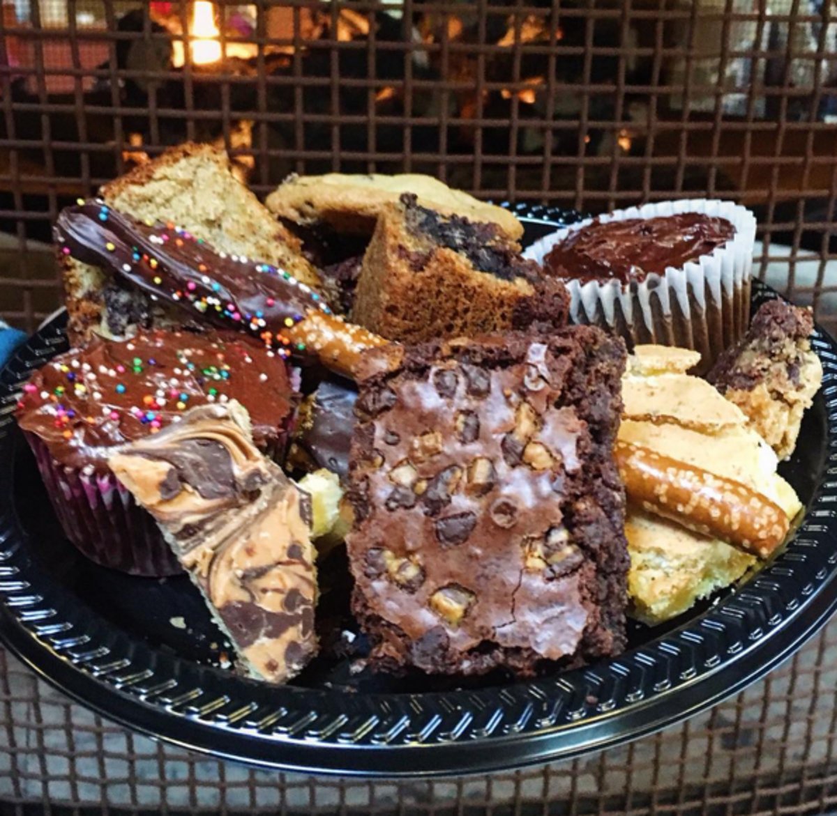 7 Facts Every JMU Student Needs to Know About Delta Desserts