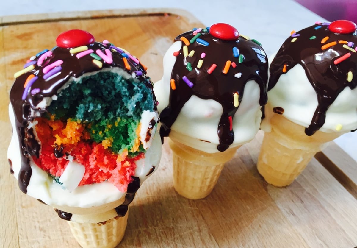 How to Make Epic Tie-Dye Ice Cream Cone Cake Pops