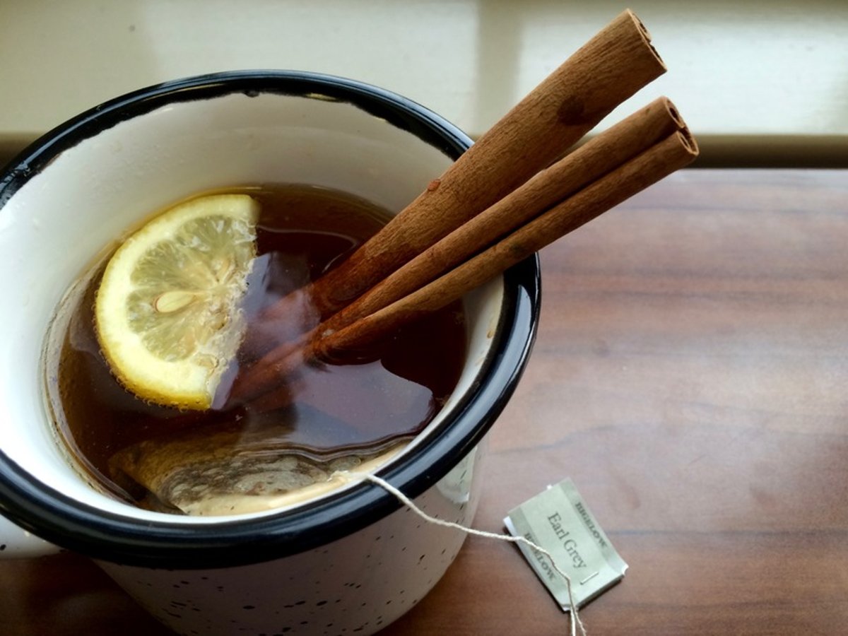 9 Ways You Can Make Your Tea Boozy