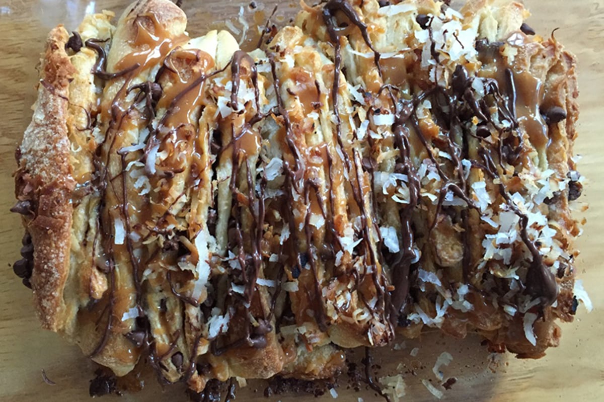 How to Make Samoa Pull-Apart Bread