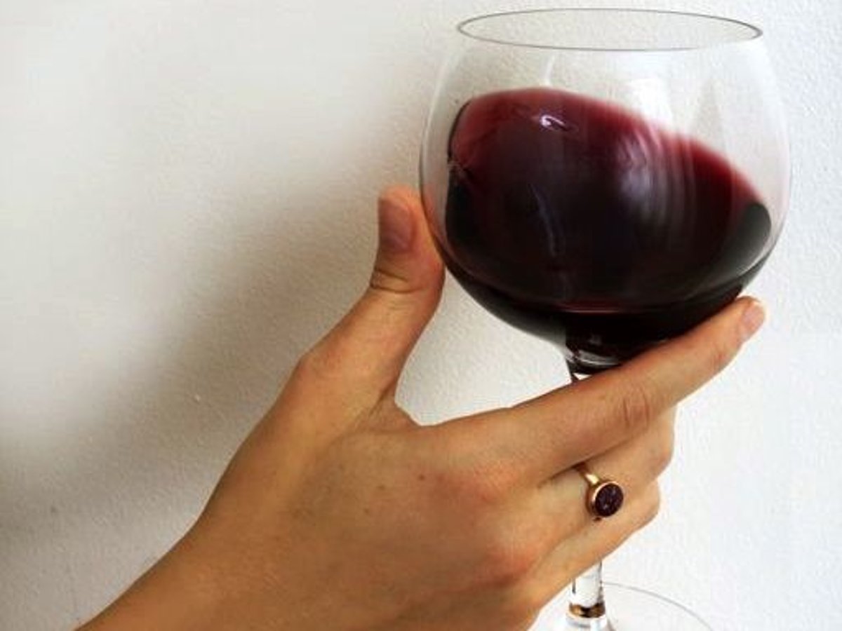 Guide to Drinking Wine