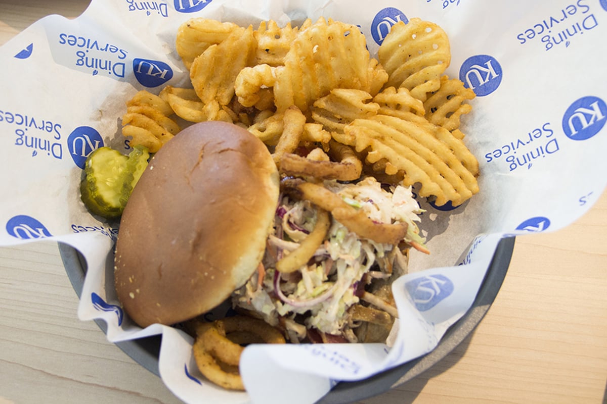 Why the Courtside Cafe Should Be Your New Go-To Campus Eatery