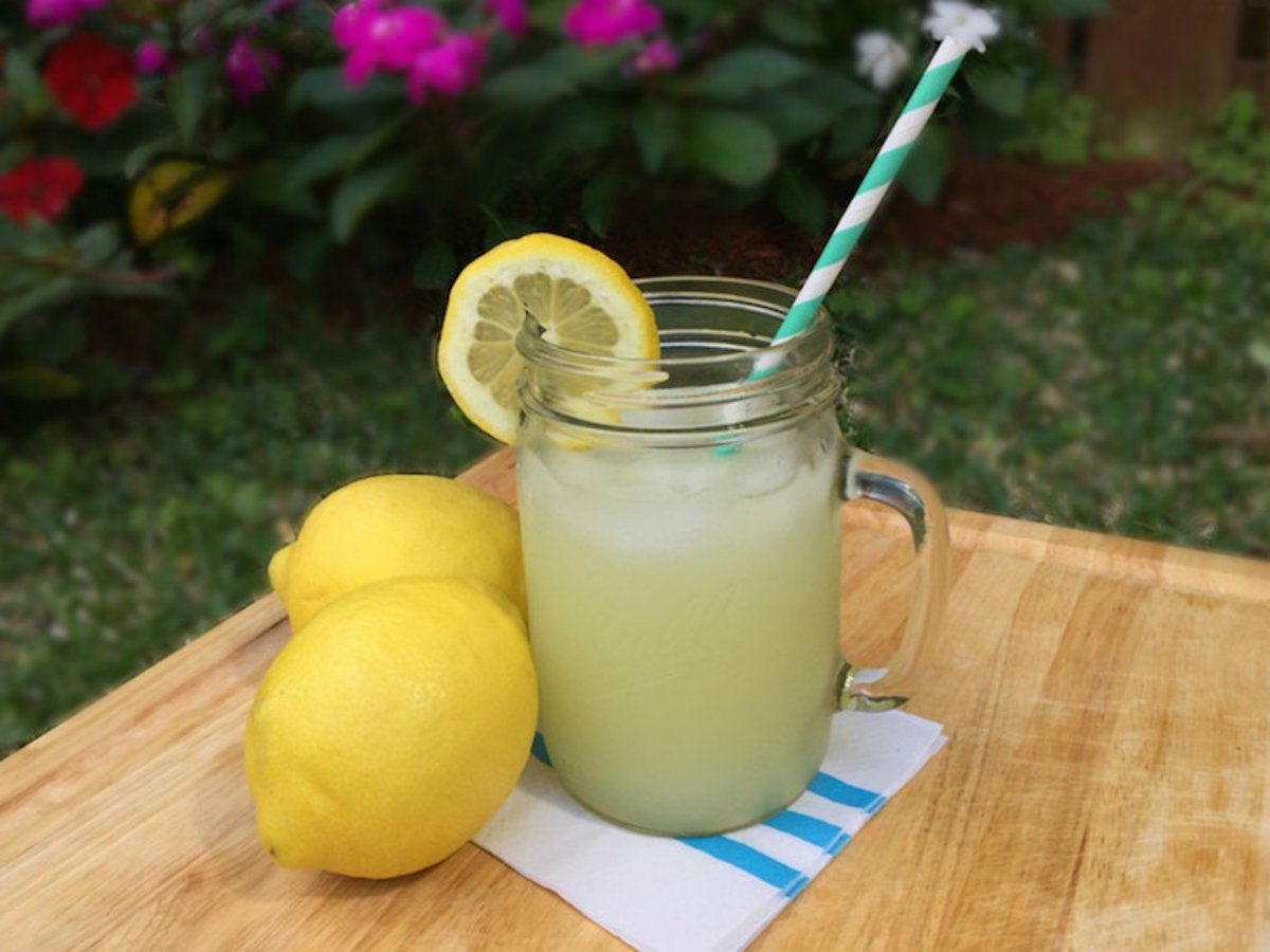 Easy Whole Lemon Lemonade You’ll Want to Sip All Summer Long