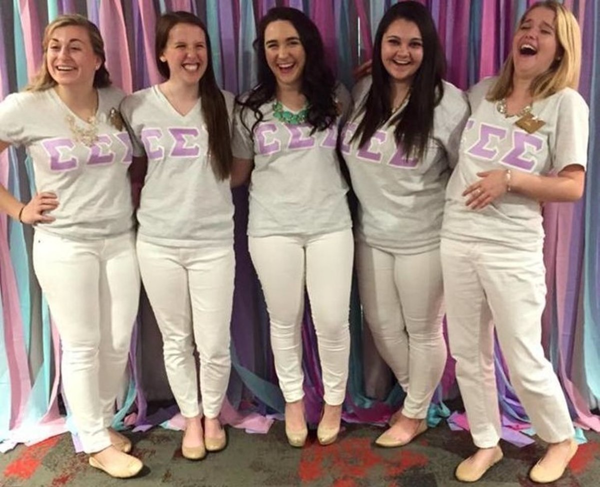 6 Students on How They Learned to Love Their Bodies in College