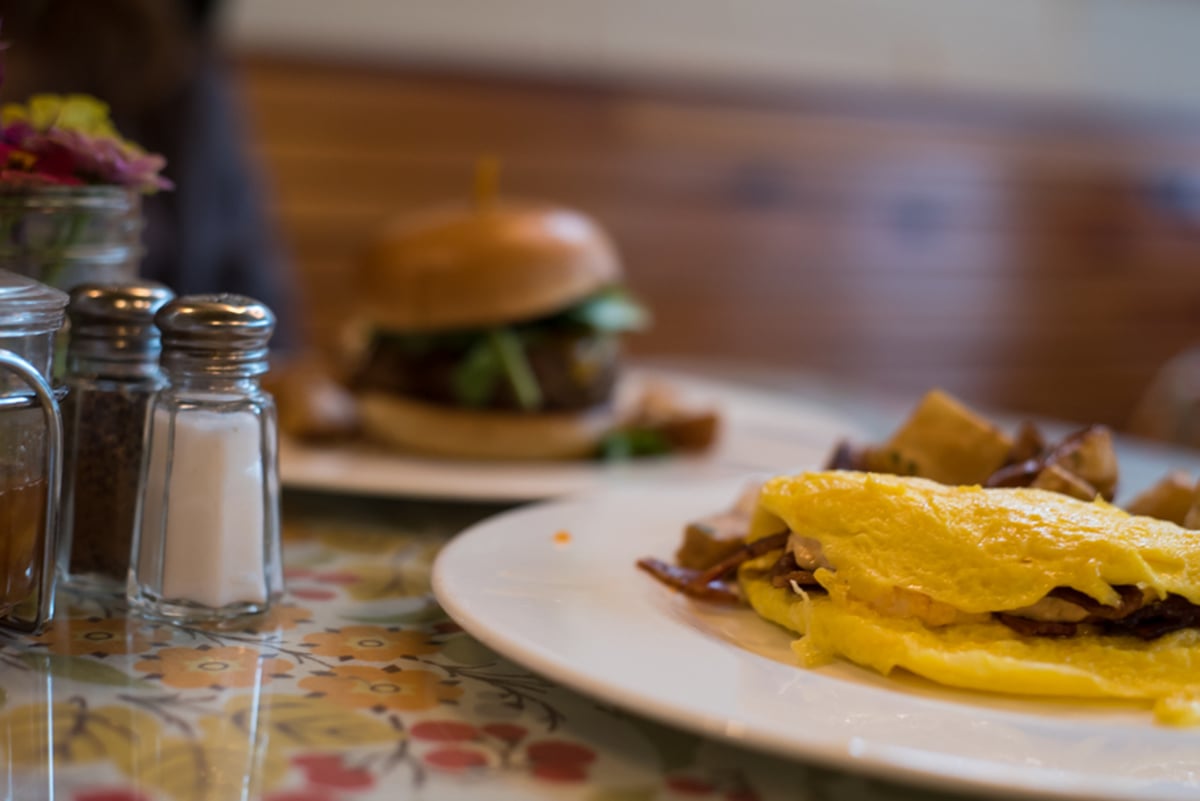 Heirloom Cafe Charms with Food and Atmosphere