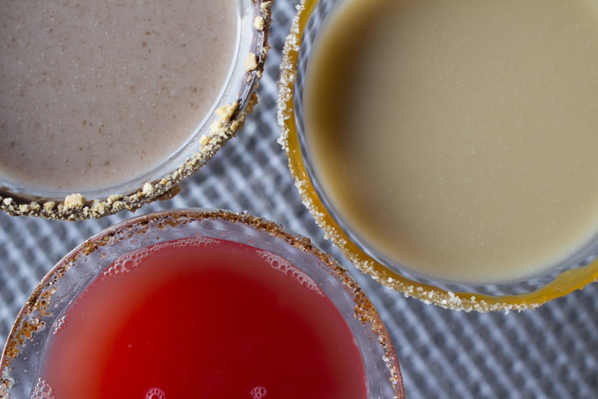 3 Unique Ways to Rim a Cocktail Glass