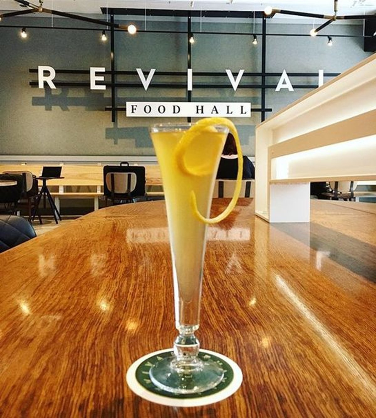 This Chicago Food Hall Features 15 of the City's Best Eats