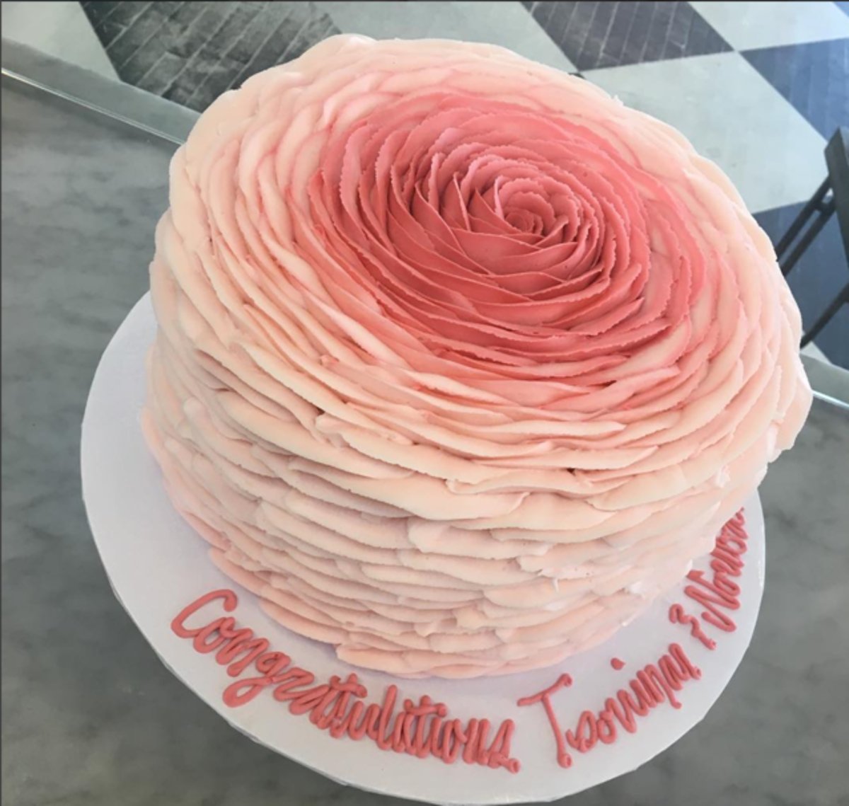 The 12 Most Satisfying Cake Decorating Videos on Instagram