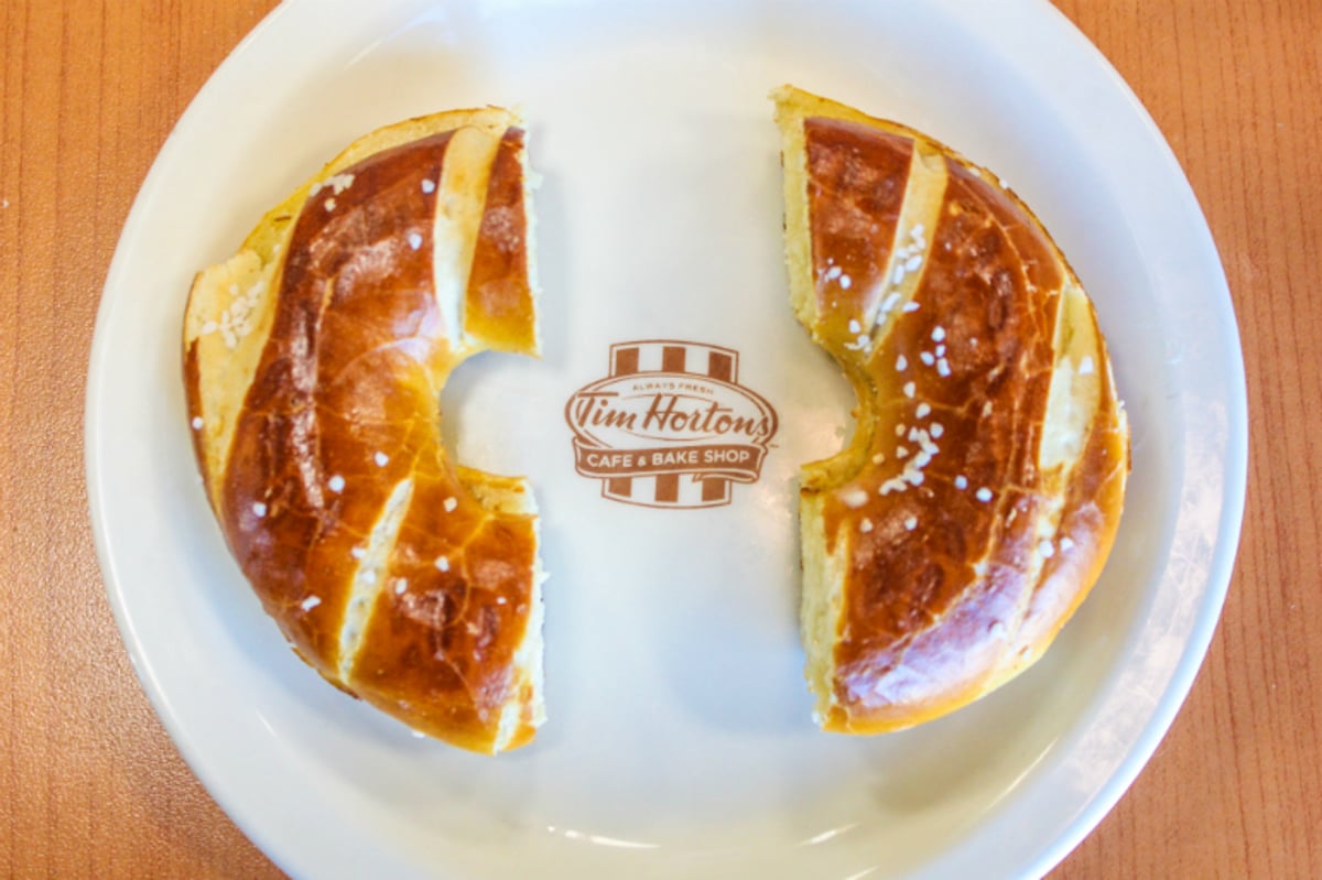 8 Delicious Vegan Food Options at Tim Hortons